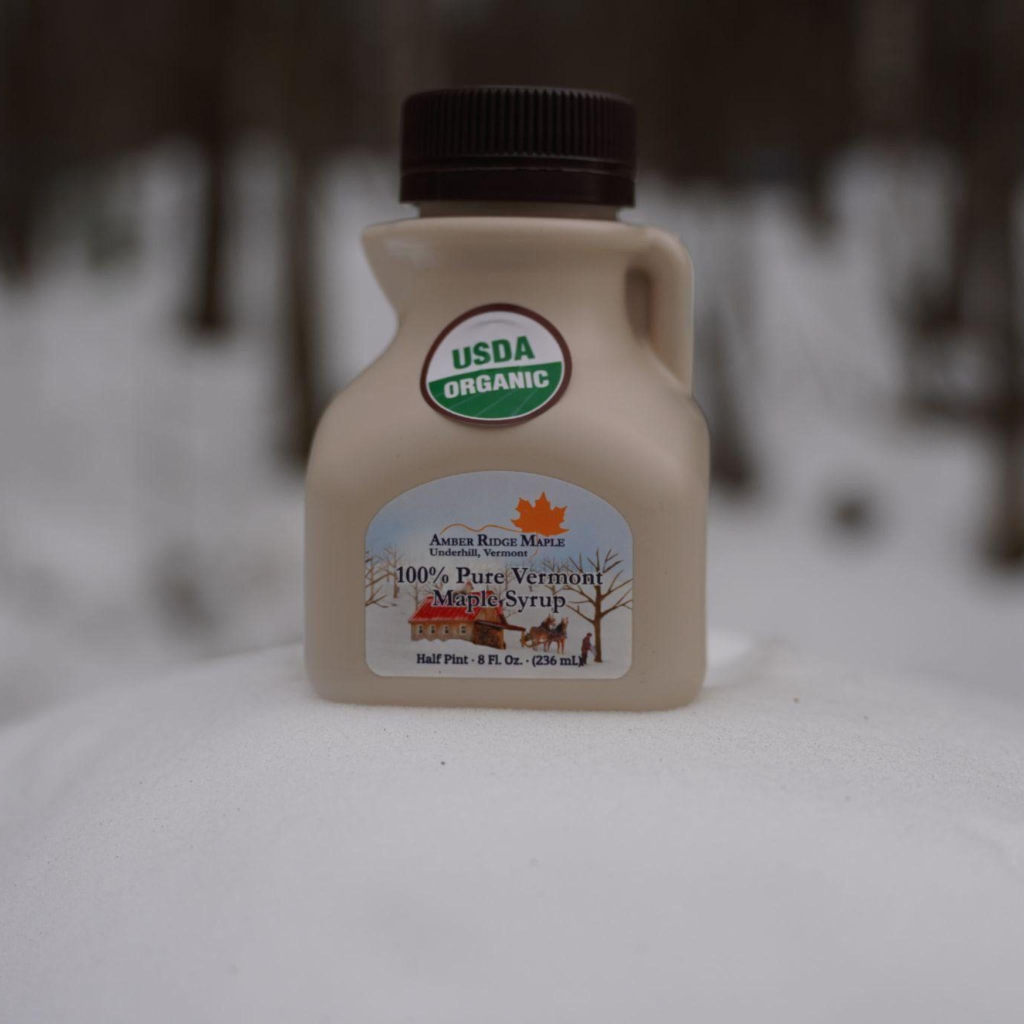 Half Pint Plastic Container – Amber Ridge Maple